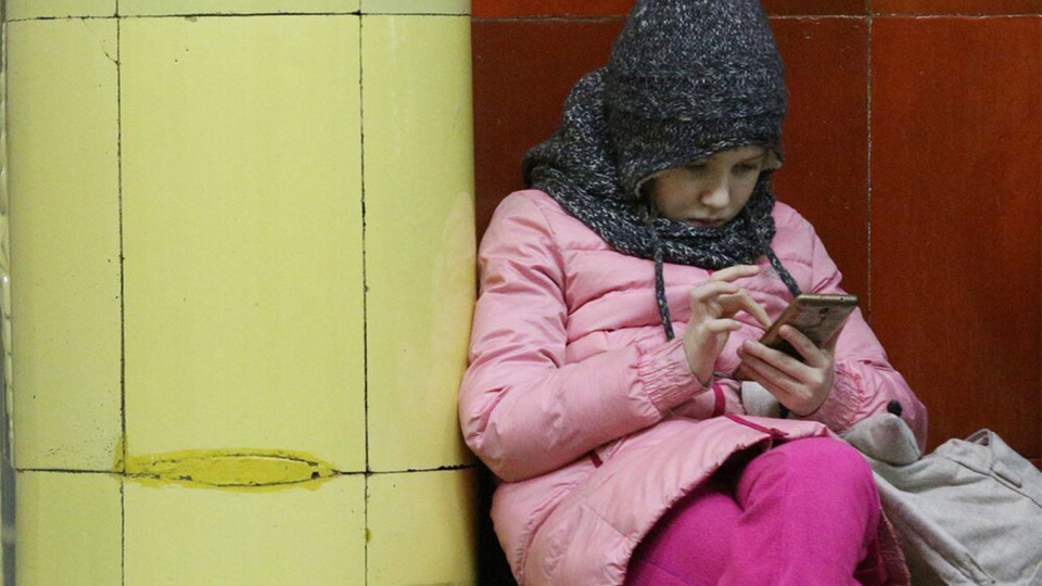 В России предложили запретить соцсети детям до 14 лет Русская служба